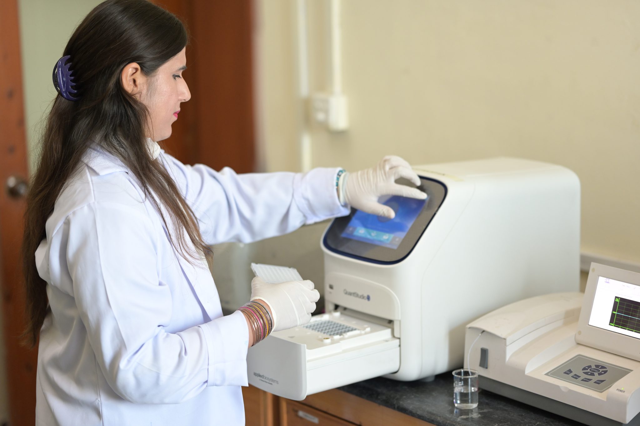 ENVIRONMENTAL MICROBIOLOGY TEACHING LAB – Institute of Environmental ...